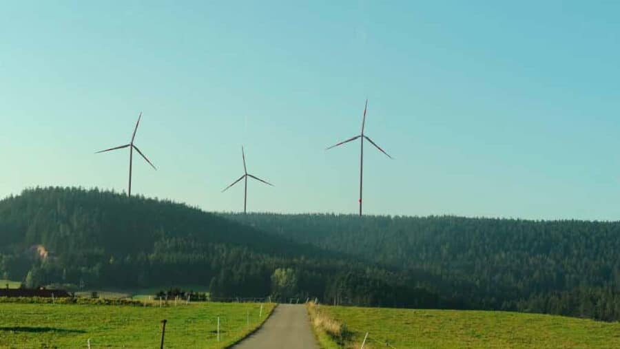 ERRICHTUNG EINES WINDPARKS IM SCHWARZWALD - WirliebenBau